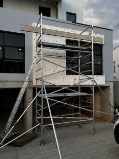 Second hand ladders for sale near me store