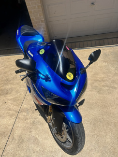 Zx6r second hand store